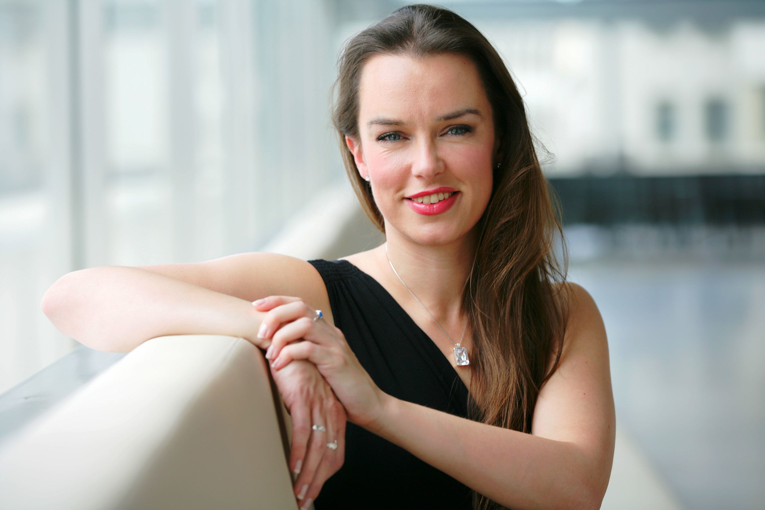 Sharon Carty | mezzo-soprano – Resonus Classics & Inventa Records